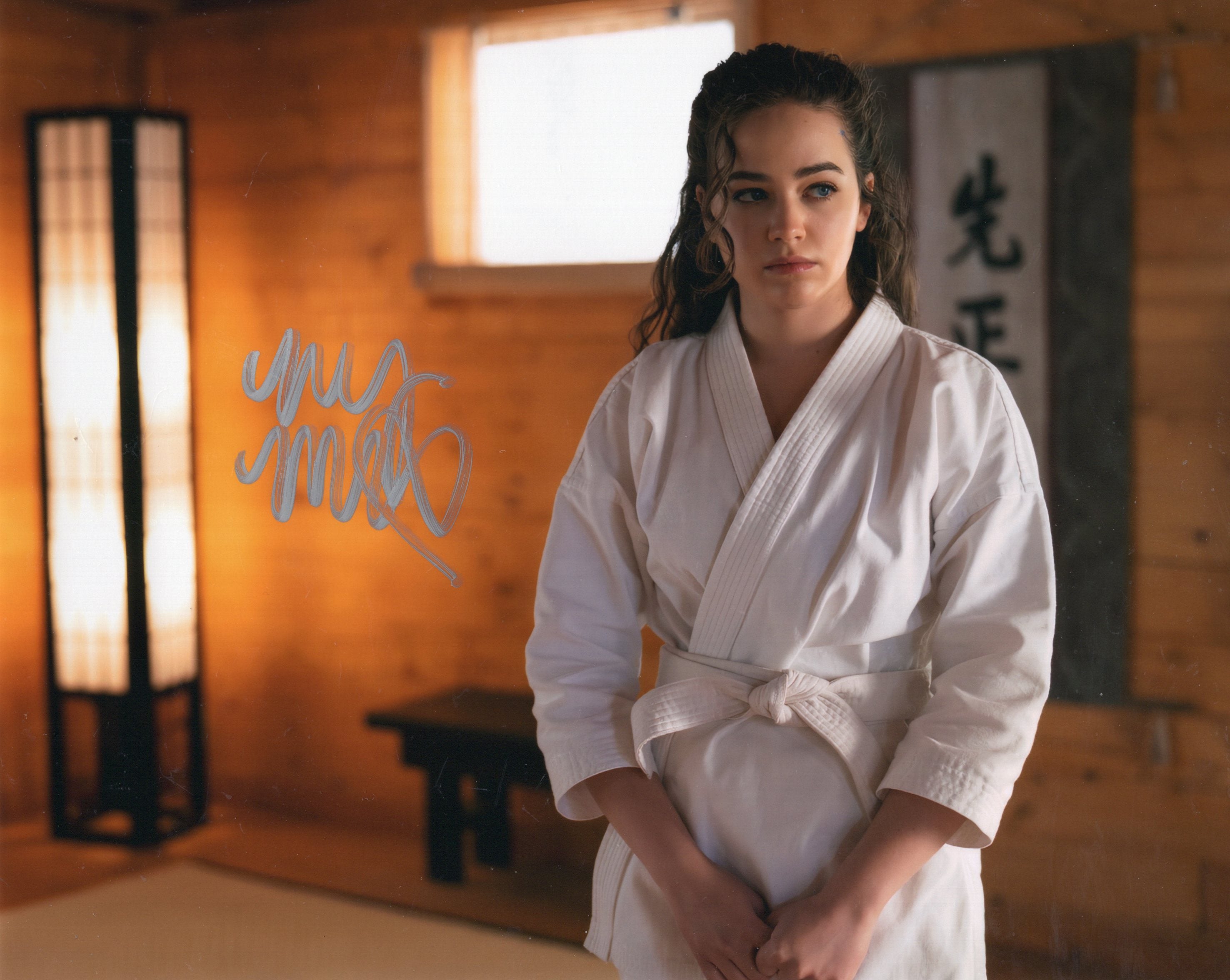 Mary Mouser (metallic 8x10) cobra kai Sam Larusso celebrity autograph – Funhouse Autographs